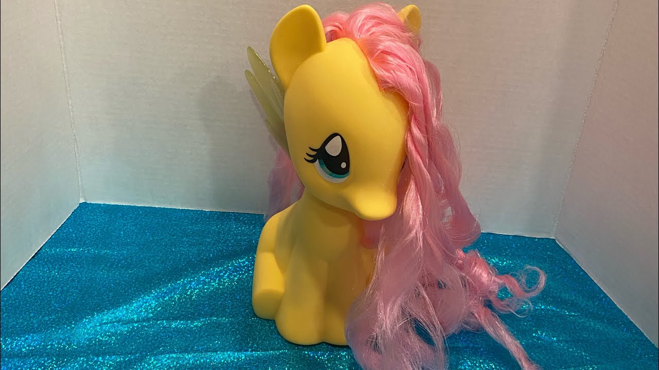 Fixing Up a My Little Pony Styling Head - YouTube