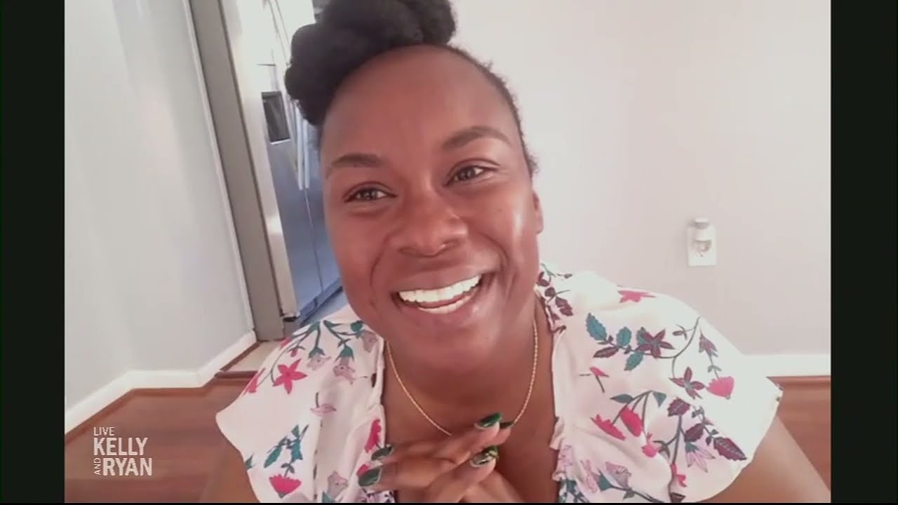Good News: Veteran Jasmine Reese Gives Back to Her Community - YouTube
