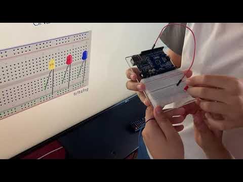 IT JUNIOR | programare si robotica pentru copii - YouTube