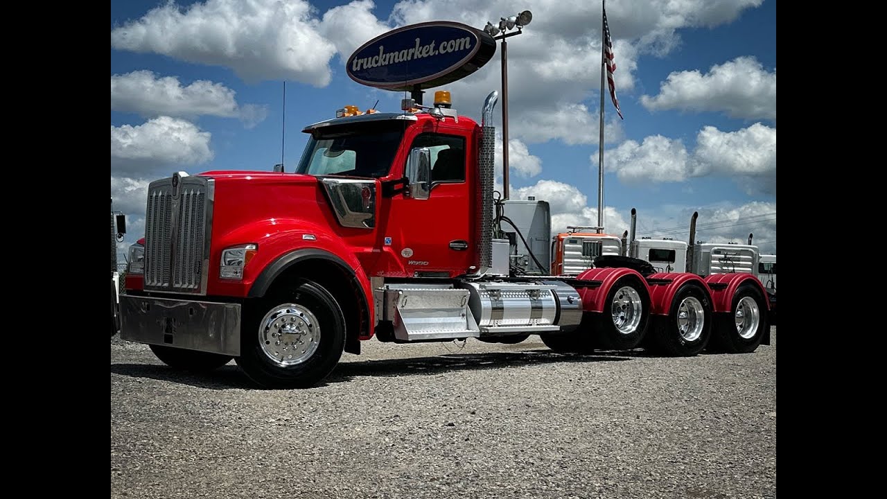 2021 Kenworth W990 Tri Axle Daycab - YouTube