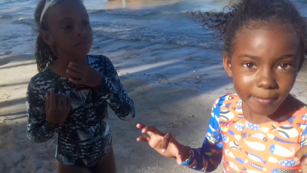 Fazendo desafio na praia - YouTube