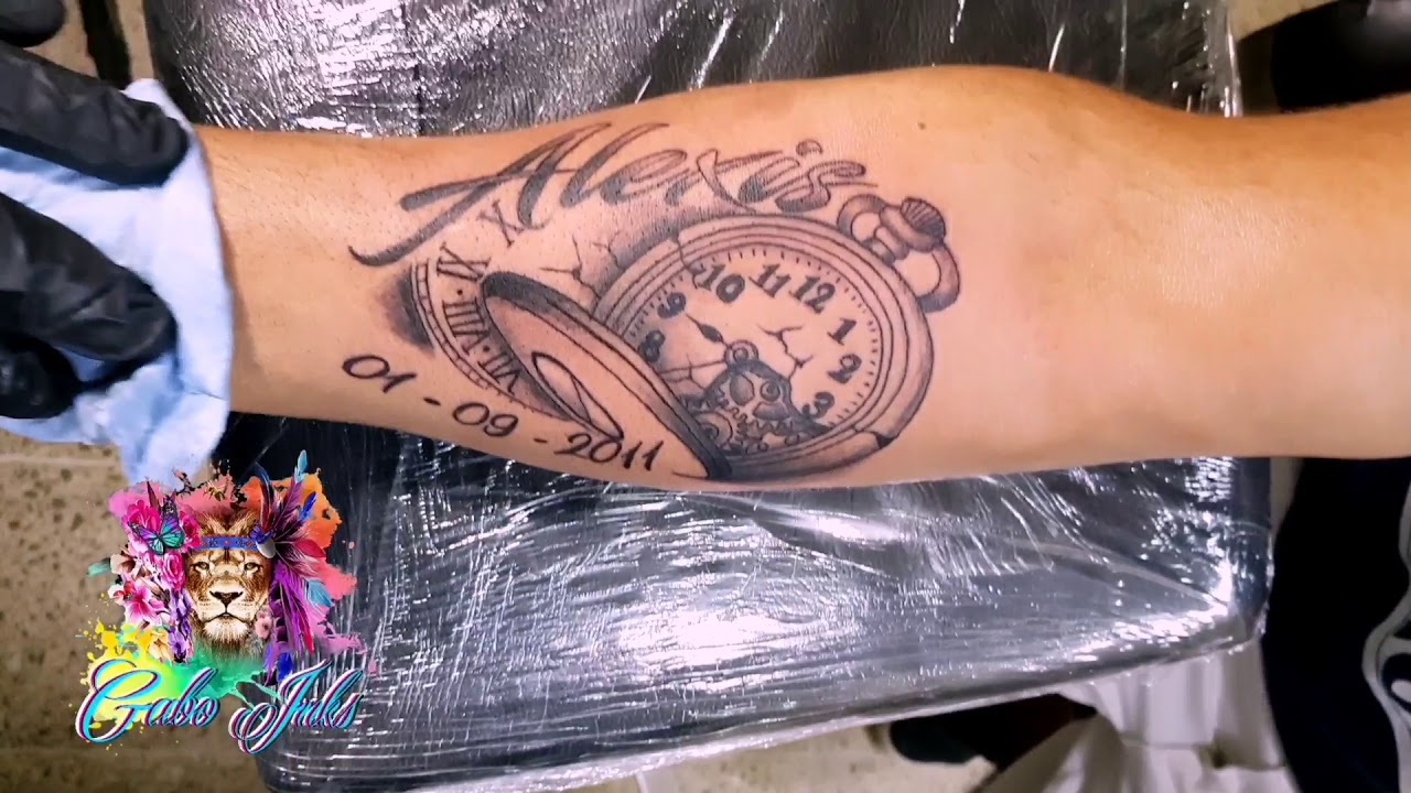 Alexis Clock - YouTube