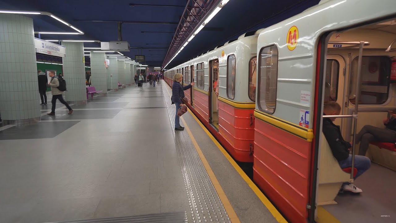 Poland, Warsaw, 2X Metro ride from Centrum Nauki Kopernik to Ratusz ...