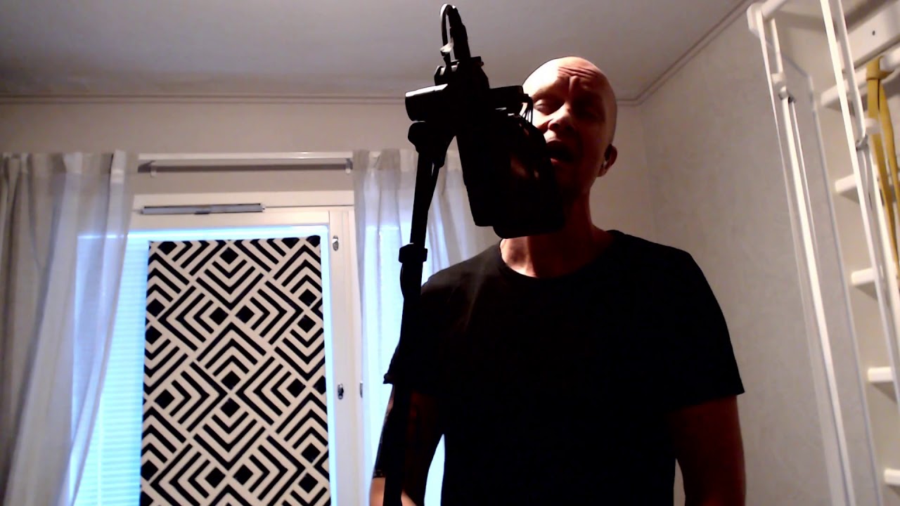 Guns and Roses - Don't cry (Cover by Ari V) - YouTube