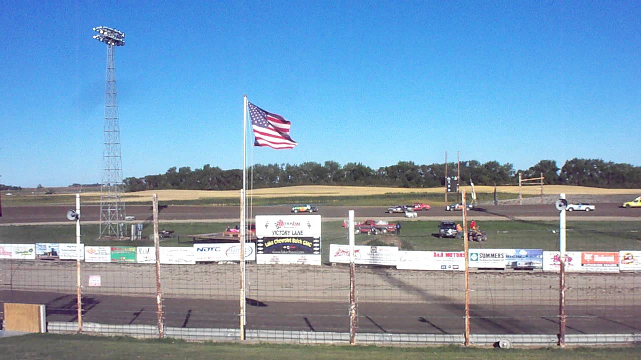 101 9933 2013-09-15 Devils Lake Speedway Pure Stock - YouTube