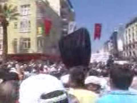 Denizli yeni horozuna kavuştu.
