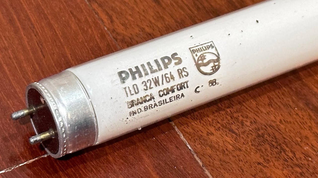 T8 32W Philips TLD 64 RS Branca Comfort (4000K) 1978 - YouTube