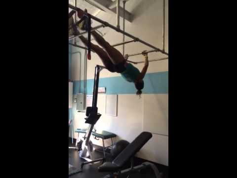 Monkey Bar Rows - YouTube