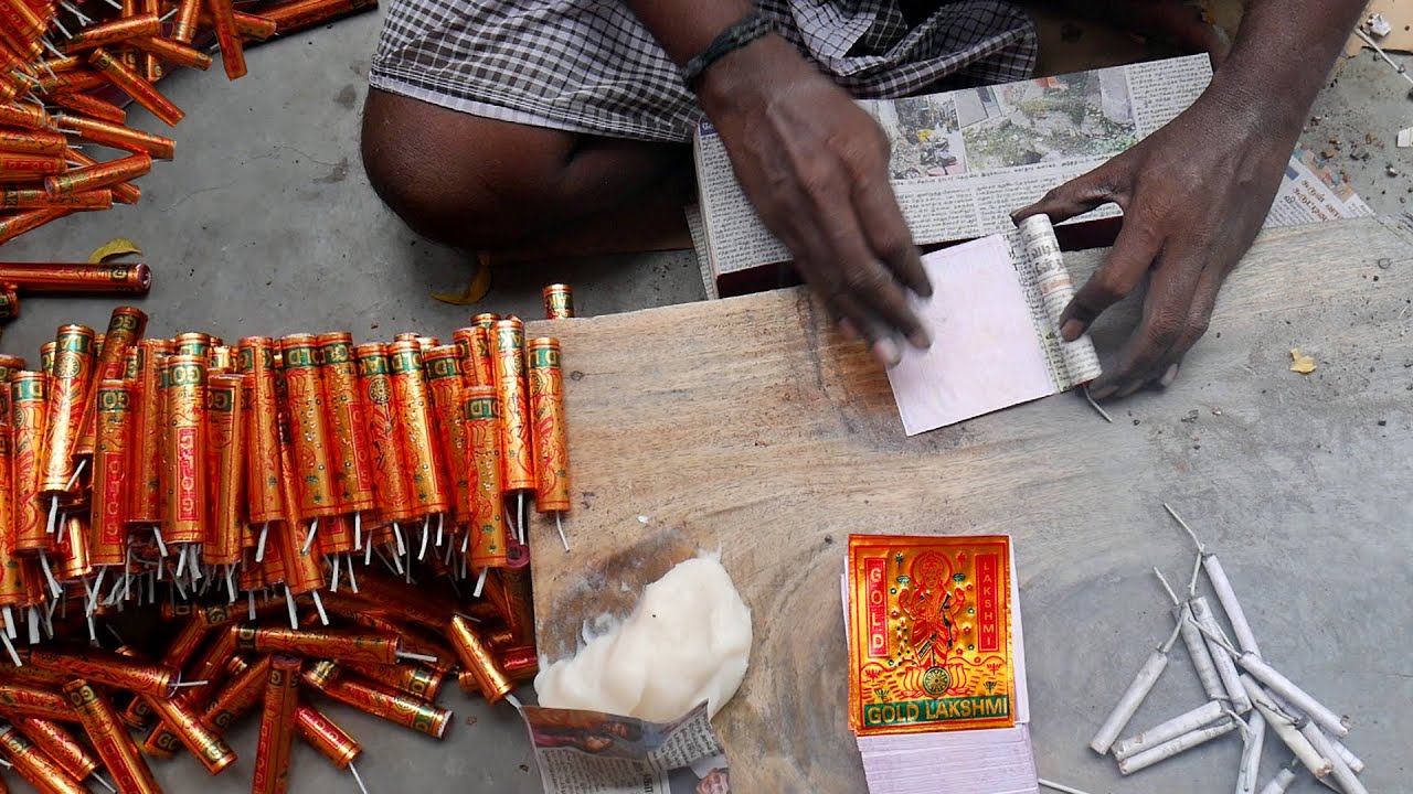 Golden Lakshmi bomb | How its Made | Amazing Skills - YouTube