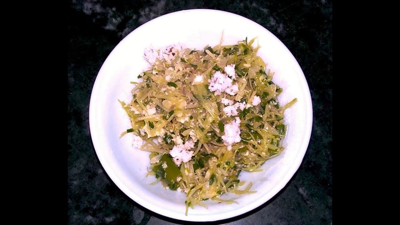 Barik Methichi Bhaji | बारीक मेथीची भाजी | Baby Fenugreek Bhaji - YouTube