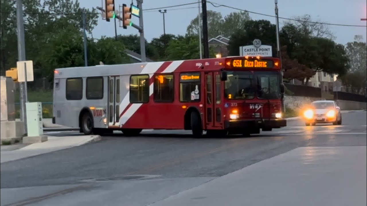 VIA Metropolitan Transit- 2008 New Flyer D40LF on route 651 - YouTube