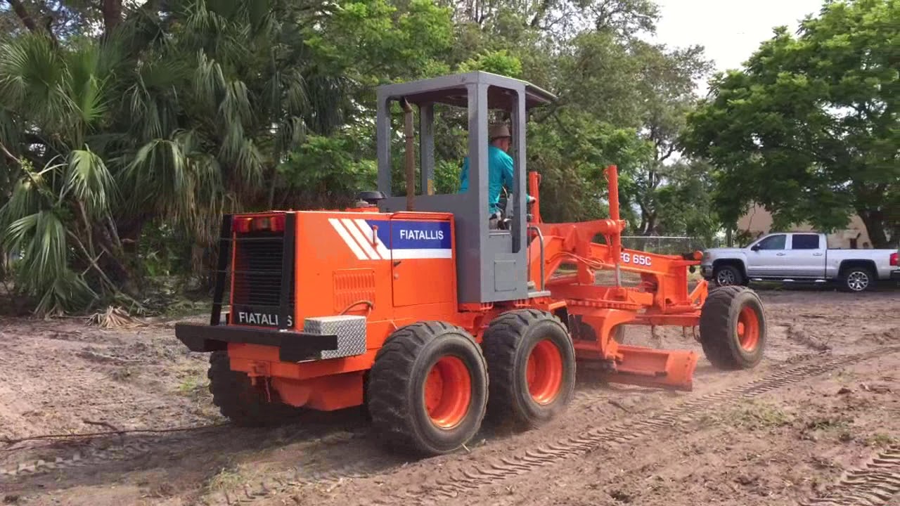 2002 Fiat Allis FG65C - YouTube