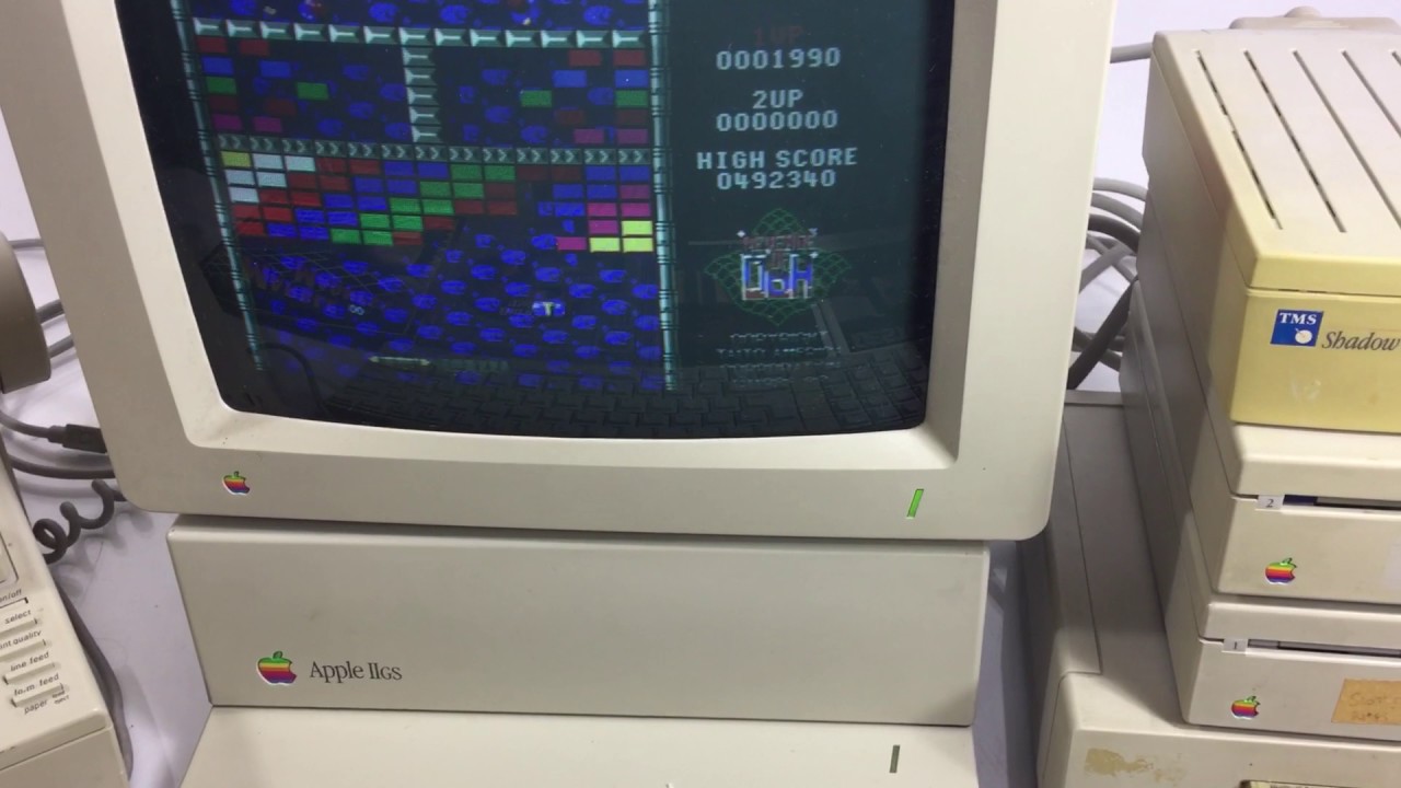 Apple ii gs in action - Arkanoid - YouTube