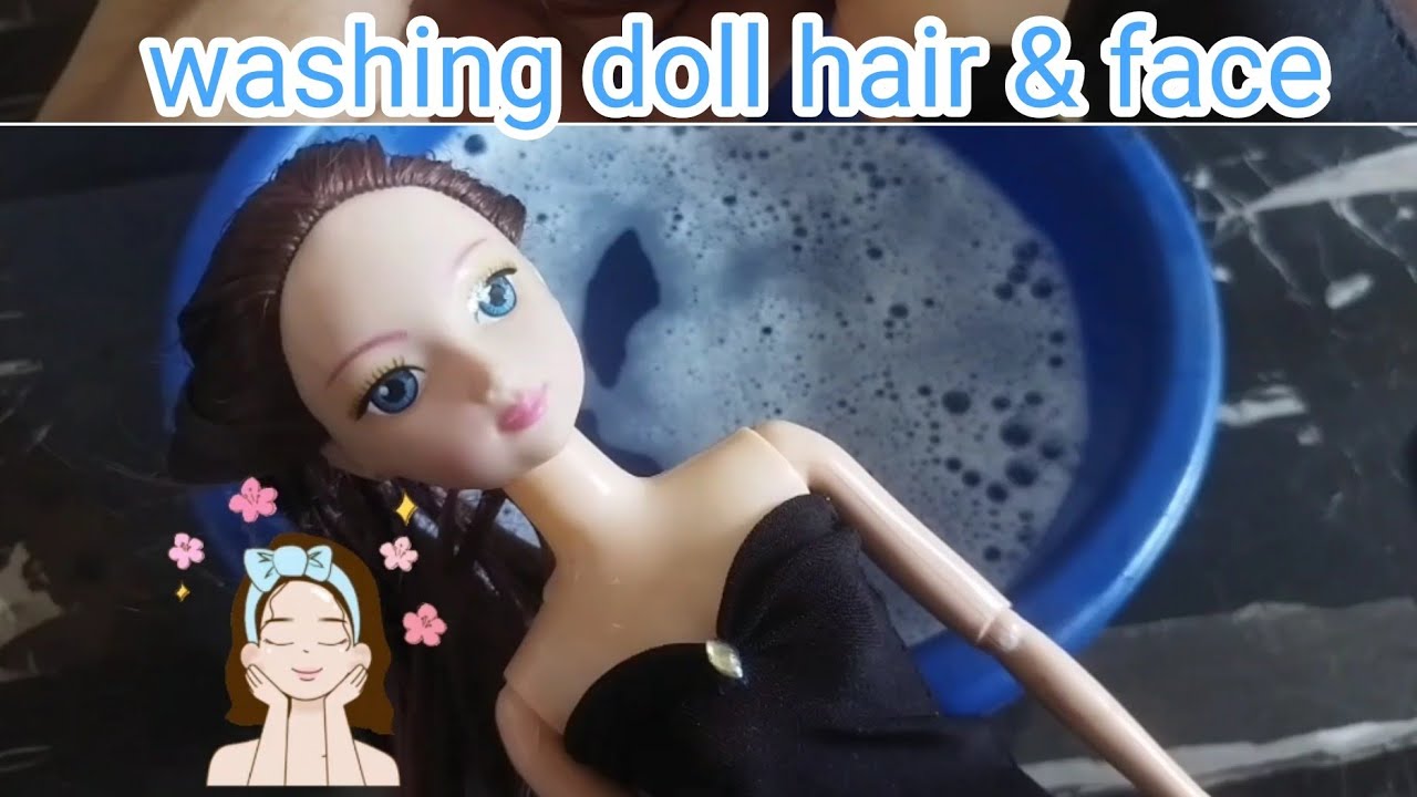 washing my doll hair & face / dolls queen fun - YouTube