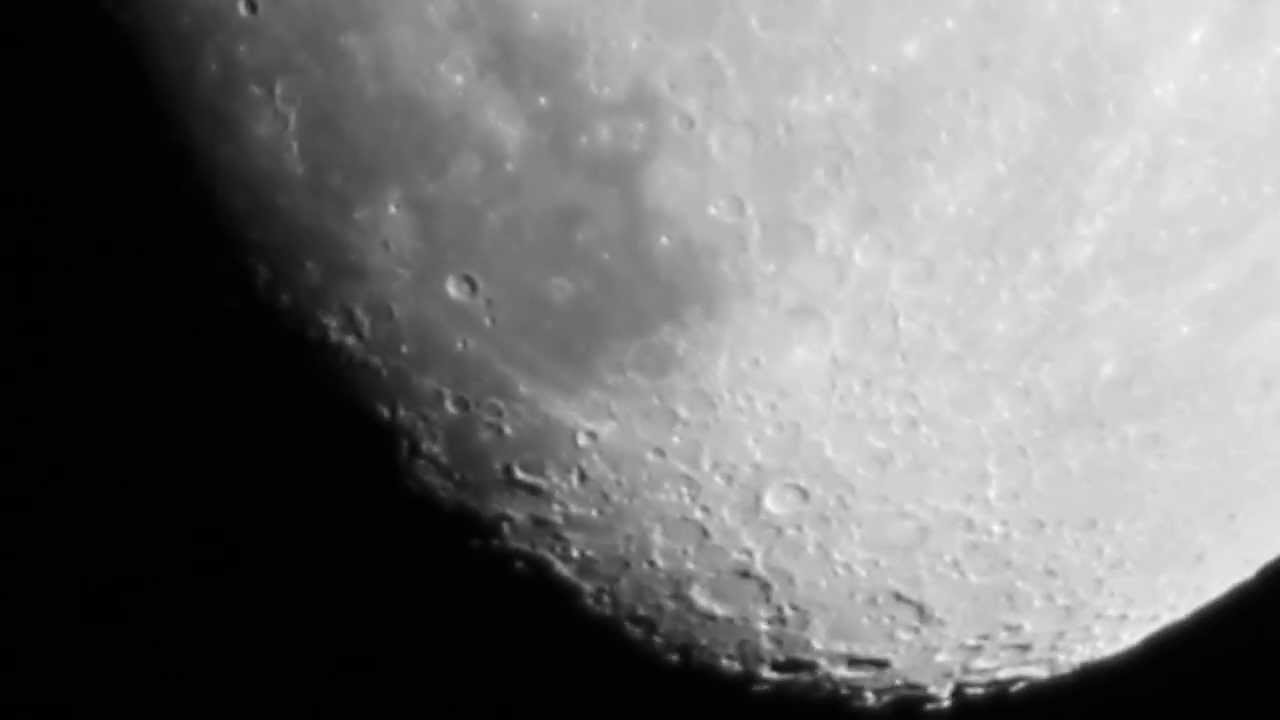 Canon EOS 70D | 3x - 10x Video-zoom (moon) - YouTube