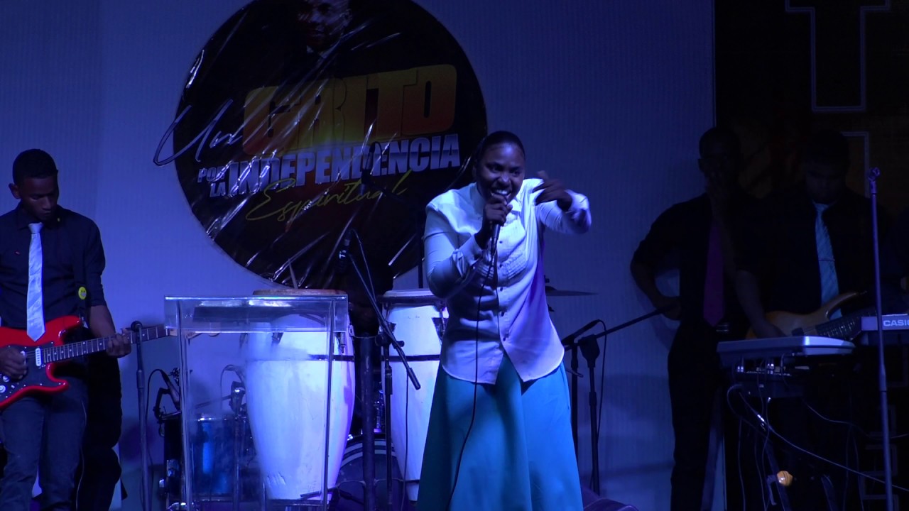 Adoradora Ruth Esther En Un Grito Por La Independencia Espiritual 2019 ...