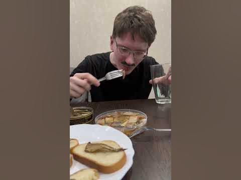 Батек получка и футбол #shorts - YouTube