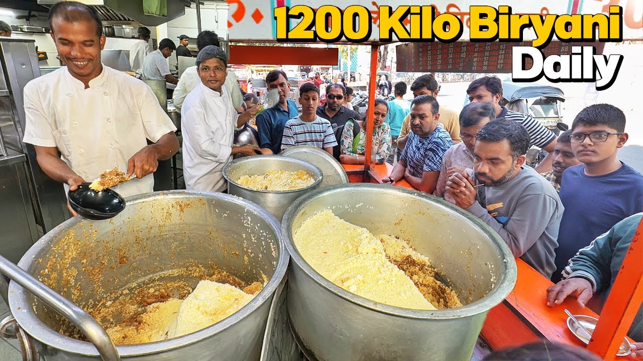 MOST EXTREME Indian Street Food BIRYANI 😍 Paragon Hotel Tasting + DUM ...