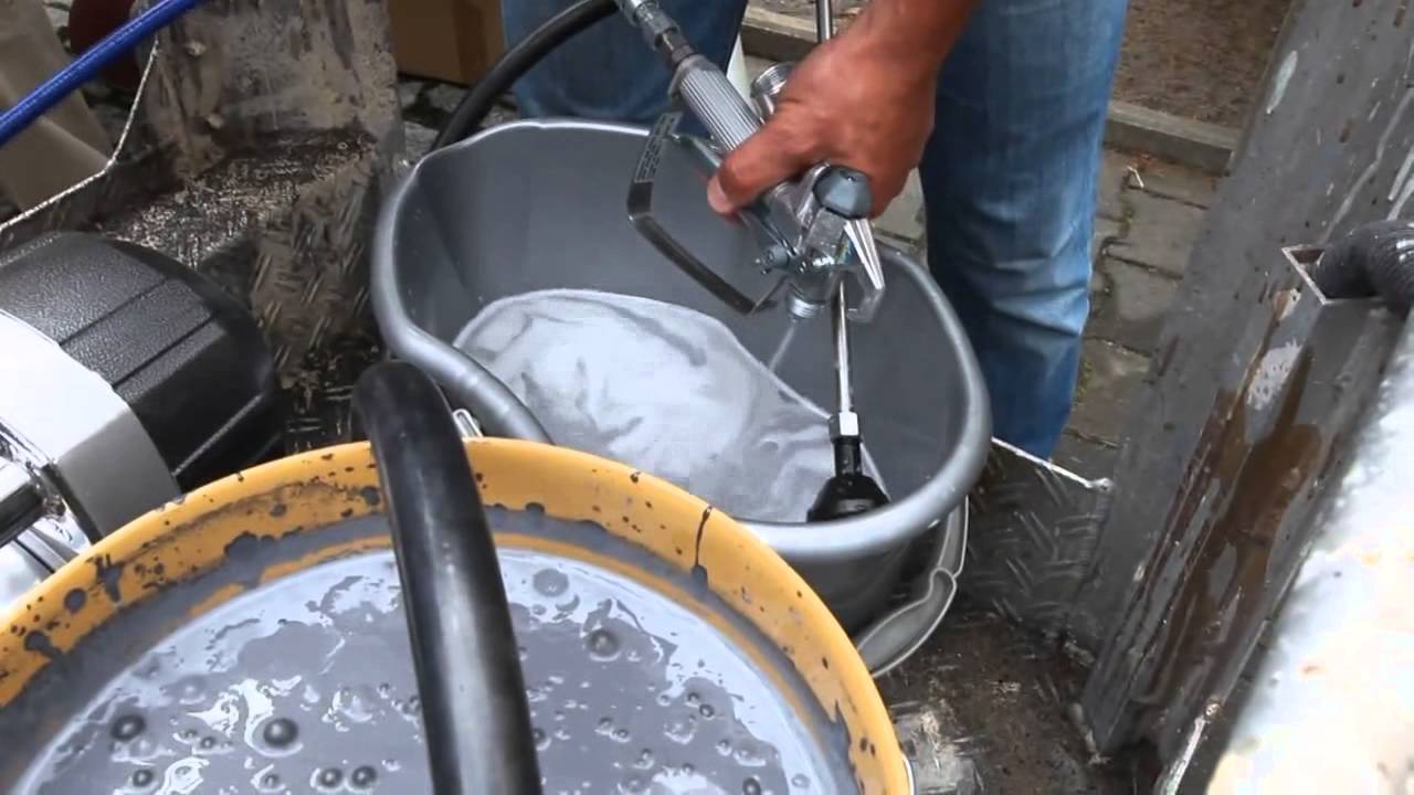 Proof Tech HYDRONYLON die Dachrenovierung Technologie - YouTube