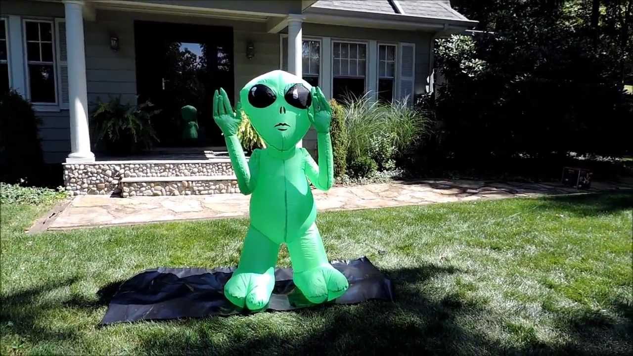 Morbid Airblown Halloween Inflatable - Lighted Green Alien - 5 Ft Tall ...