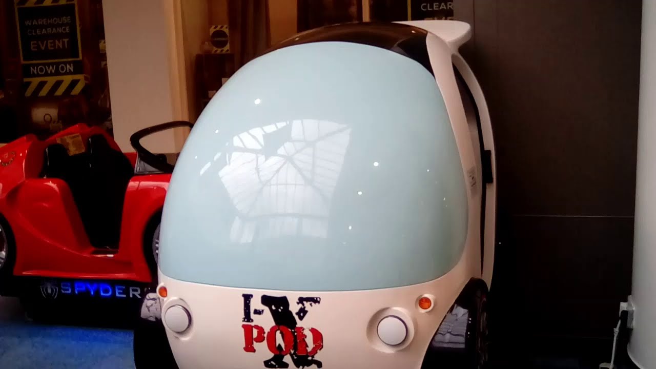 Jolly roger IX Pod kiddie ride - YouTube