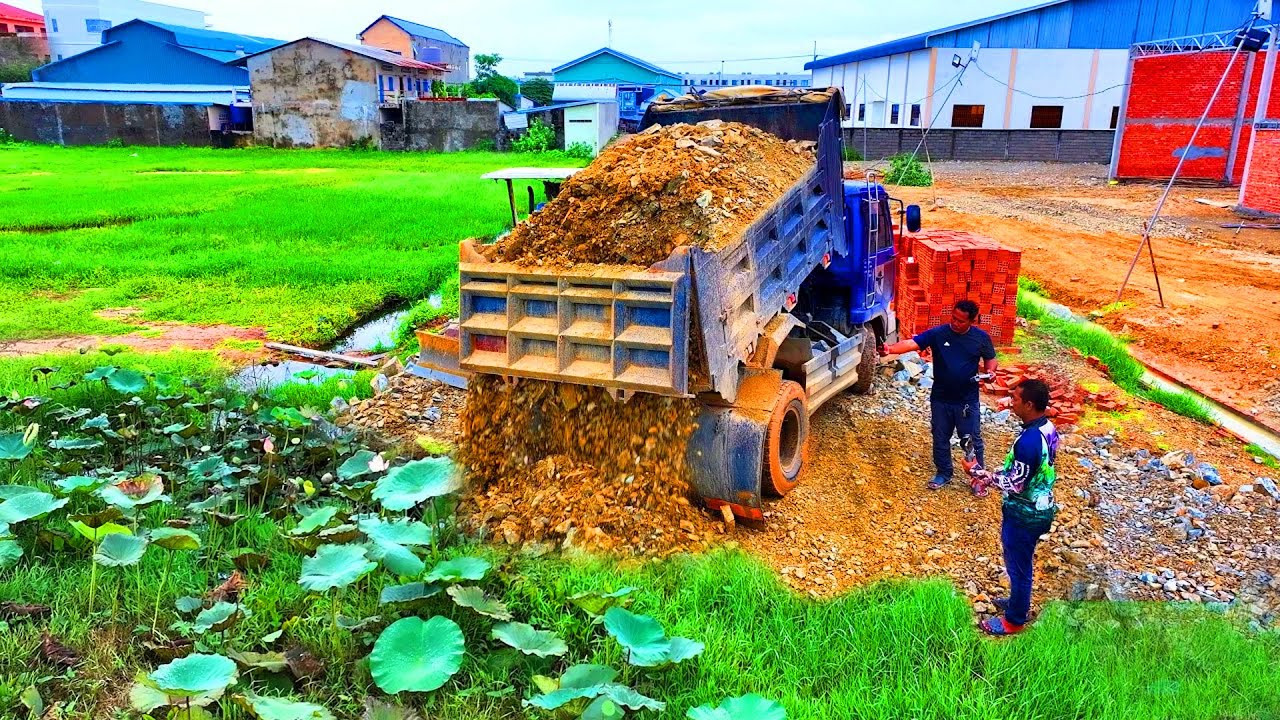 Impressive New Project Rebuild Road !! Bulldozer Komat'su D20P Push ...