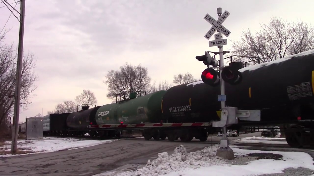 CSX 5300 East in Harvey, IL 1/22/20 - YouTube