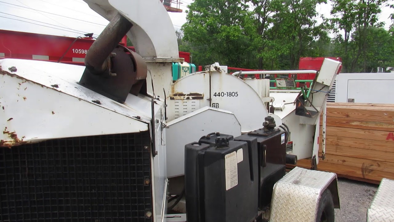 Altec Wood Chipper Diesel - YouTube