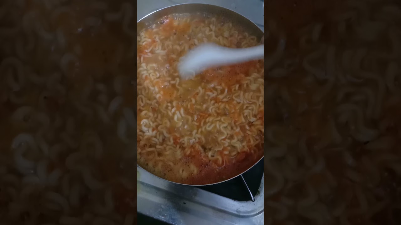 Maggi fans video like please 🥺 - YouTube