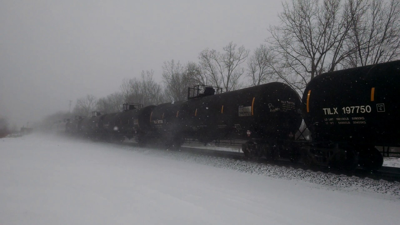Csx k683 eastbound at attridge road milepost 382 - YouTube