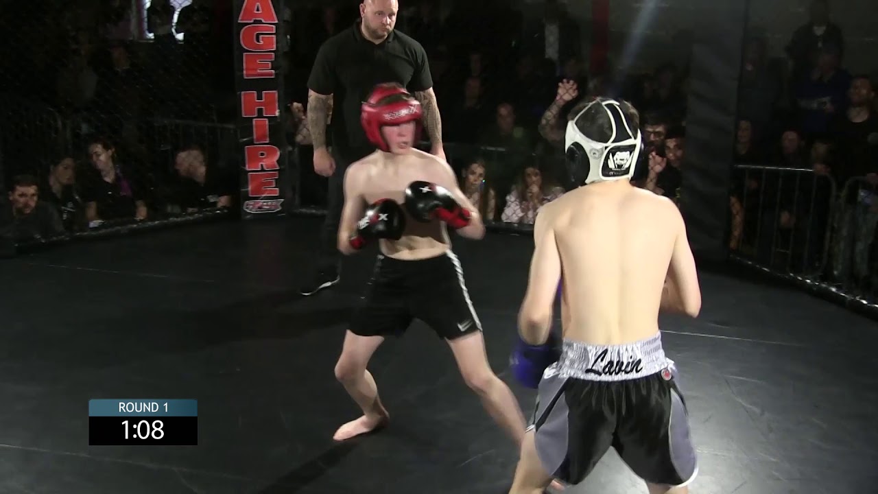 Harrison Lavin vs Connor Hitchkin | Ultimate Fight Night - YouTube