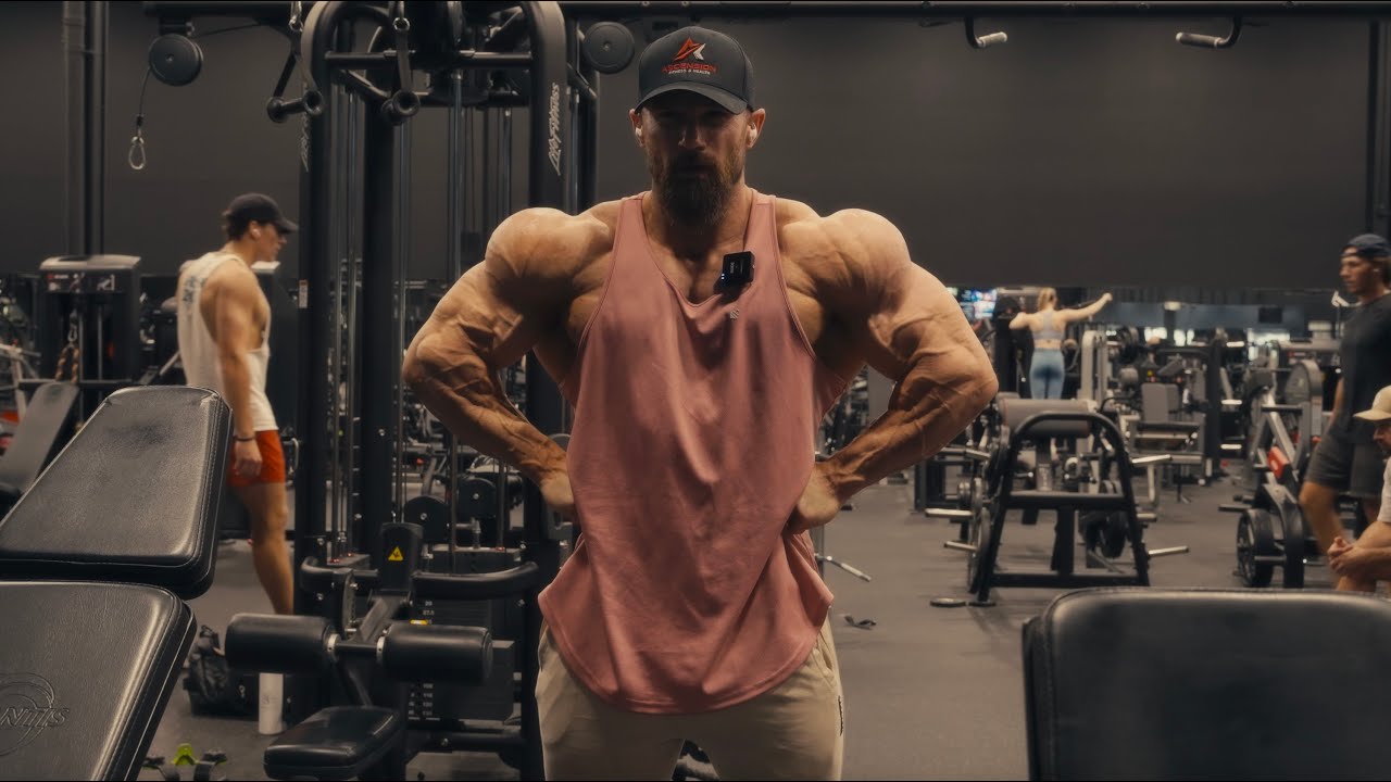 RAW BACK & DELTS WORKOUT | 4 DAYS OUT OF INDY PRO - YouTube