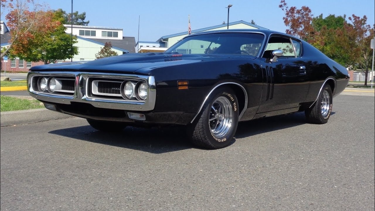 1971 Dodge Charger R/T 440 in Black & Ride on My Car Story with Lou ...