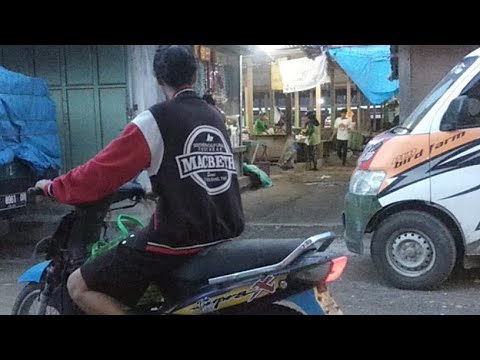 Intip Cewek Di Pasar 😃😃❗ Pasar Tradisional SUMBERAGUNG PESANGGARAN BANYUWANGI
