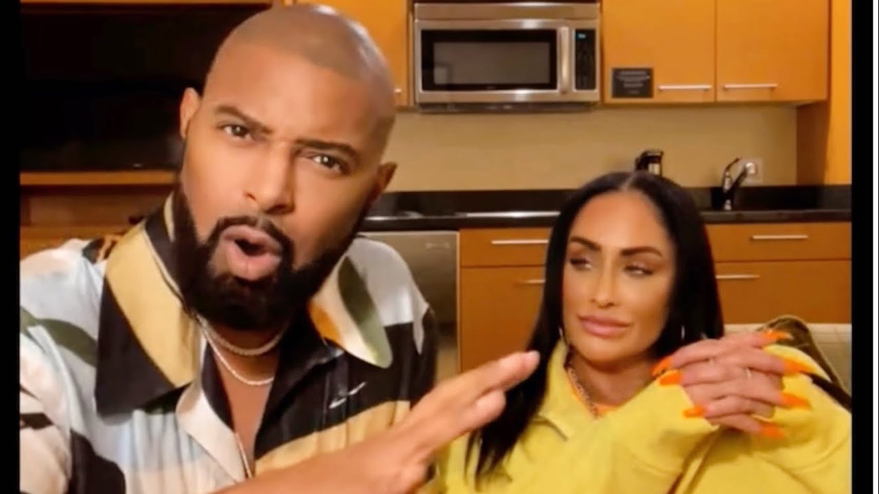 The power of communication (Game) can move any woman. - YouTube