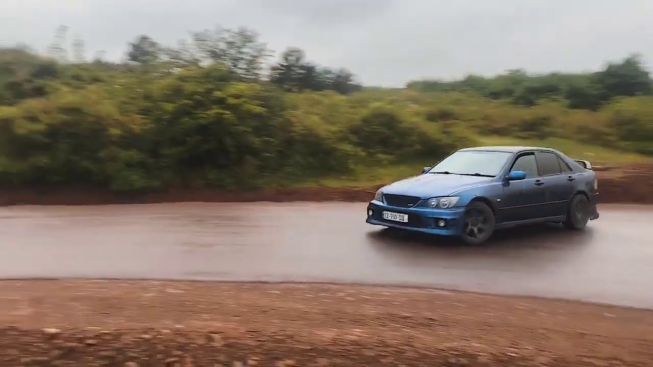 Toyota Altezza RS Drift - YouTube