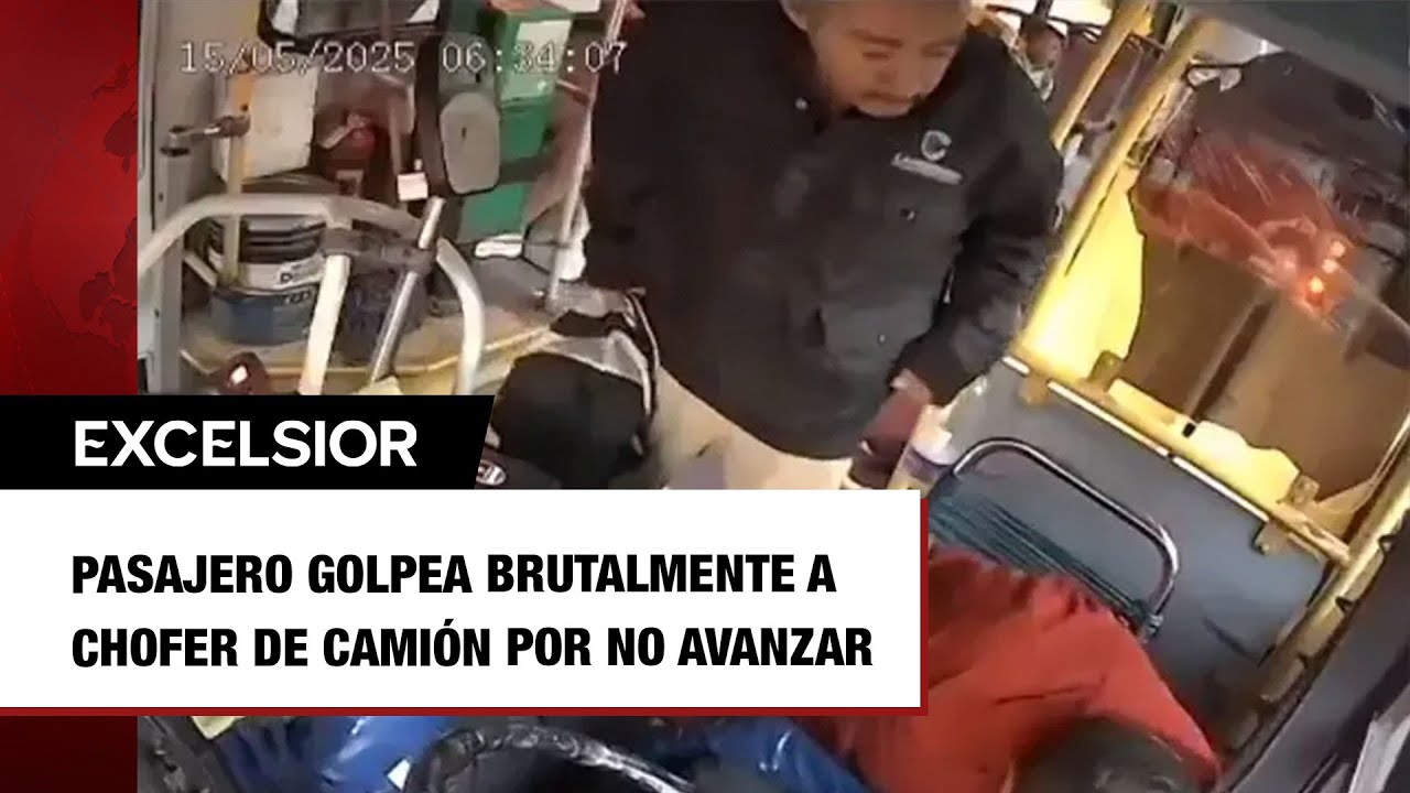 Pasajero golpea brutalmente a chofer de camión por no avanzar - YouTube