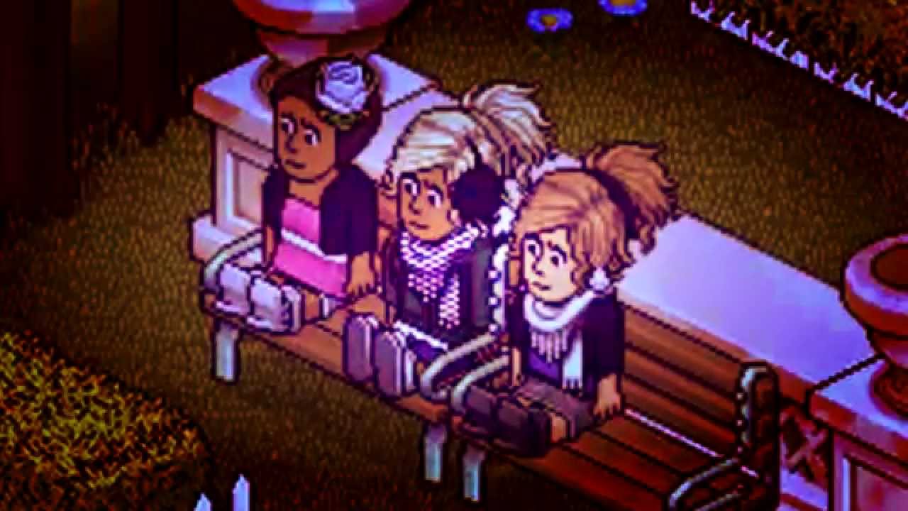 Habbo.fr Devious Women- Générique version .Frosting ♫ - YouTube