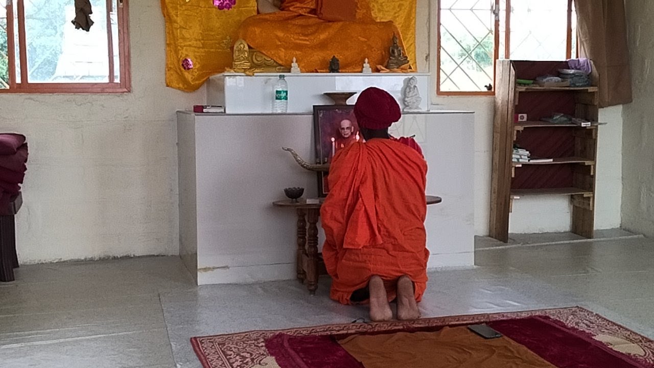 EVENING PŪJĀ RATANA SUTTA BUDDHIST CHANTING INDIAN STYLE & SHORT ...