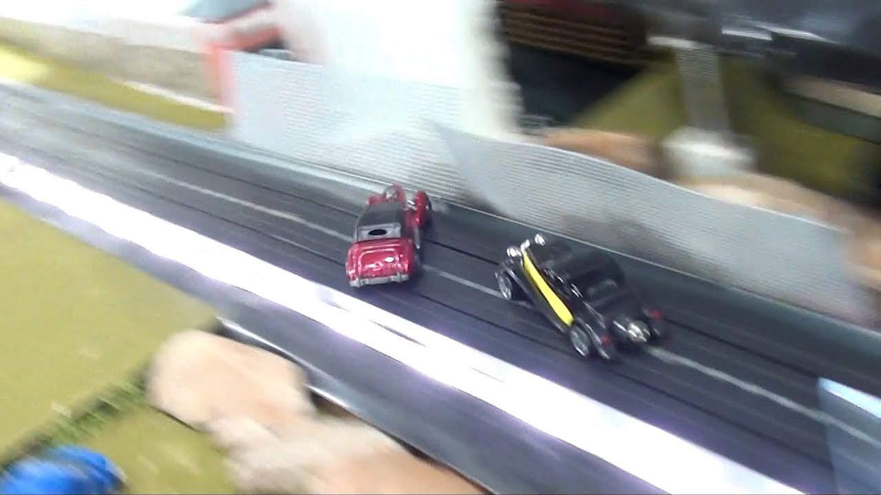 1937 Bugatti vs. Classic Cord - Race 1 - Champion's Stage - Challenge ...