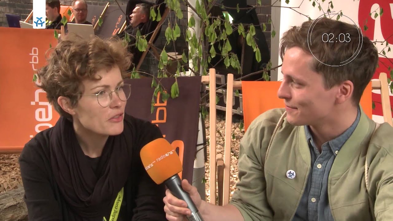 Interview mit Lea Hampel Finders Keepers #rp15 - YouTube