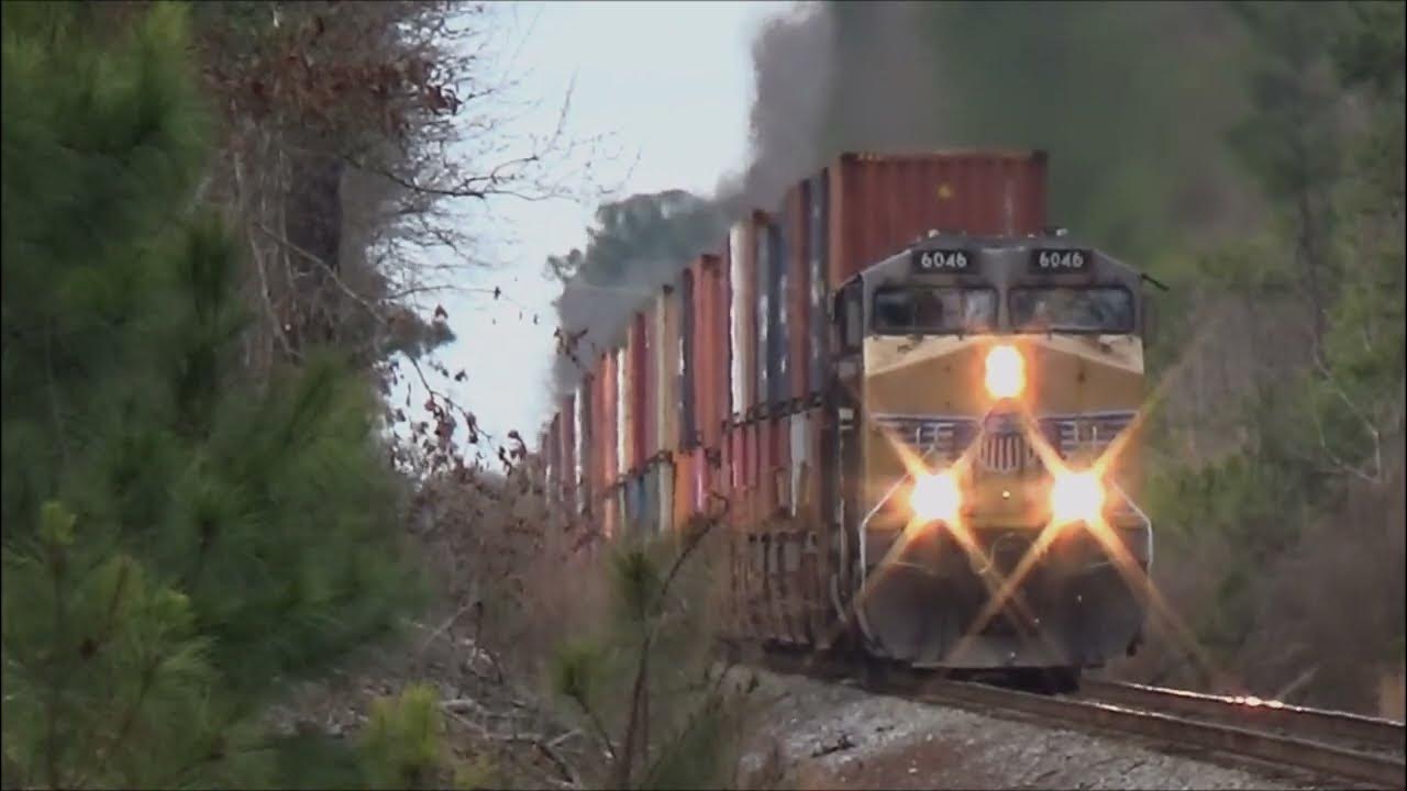 NS 242 at Montgomery Ln with UP 6046 leading & K3HL horn - YouTube