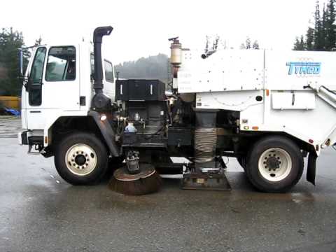 2004 Tymco 600 Street Sweeper 2 - YouTube