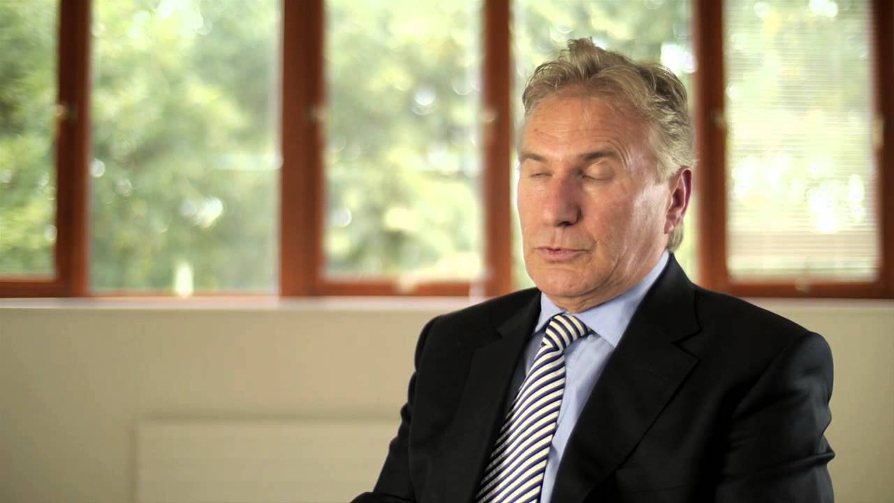 1610- Paul Carson's Book Launch - Dramatic Inquest - YouTube