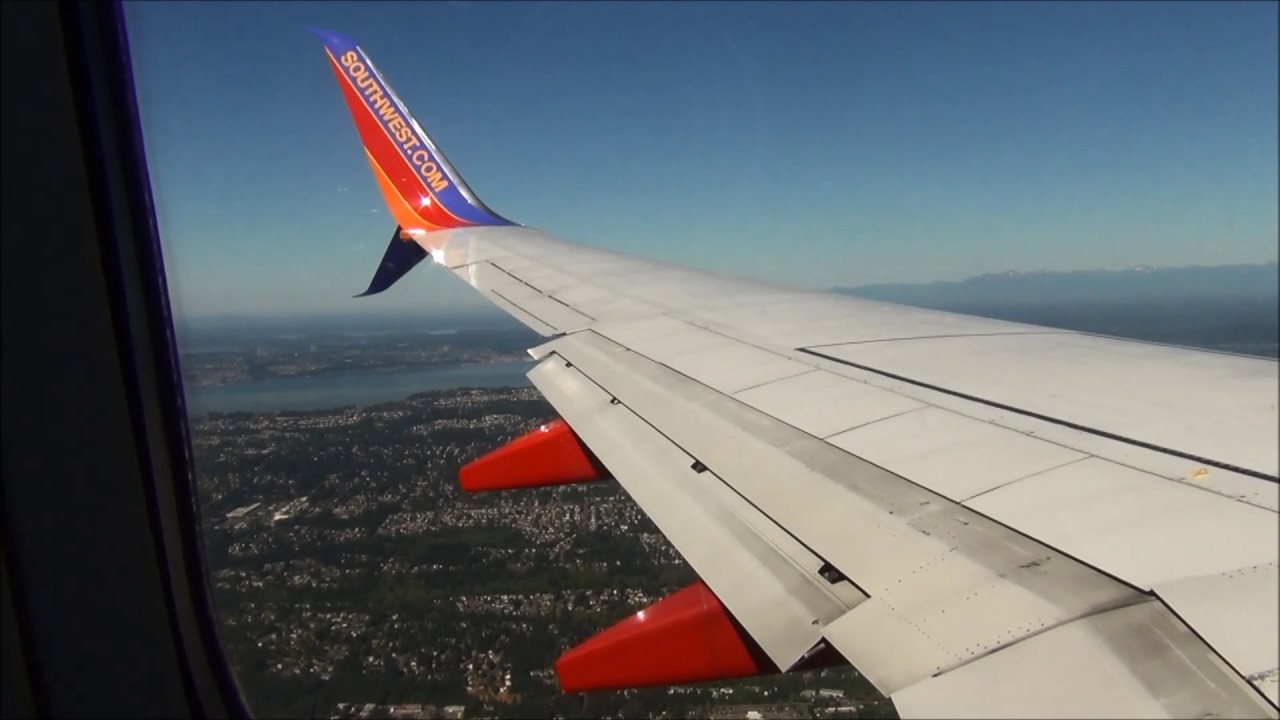Southwest Airlines B737-7H4 Landing in Seattle - YouTube