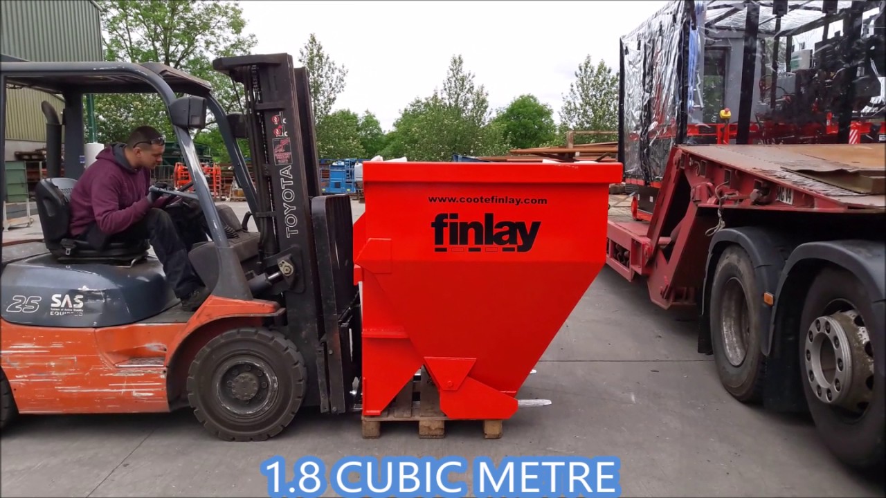 COOTE FINLAY BSM 412 STRAPPER LOADING - YouTube