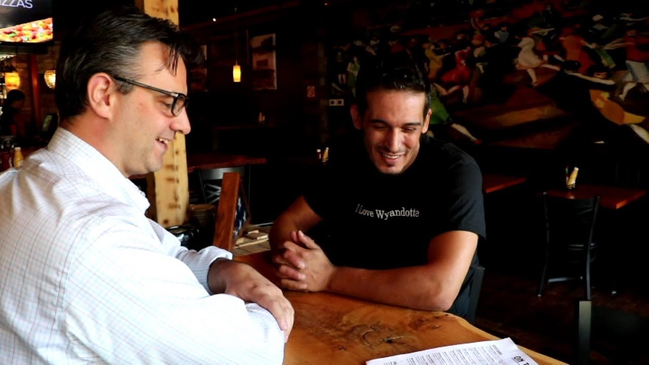 Dan Cataldo Meets On The Rocks Wyandotte - YouTube