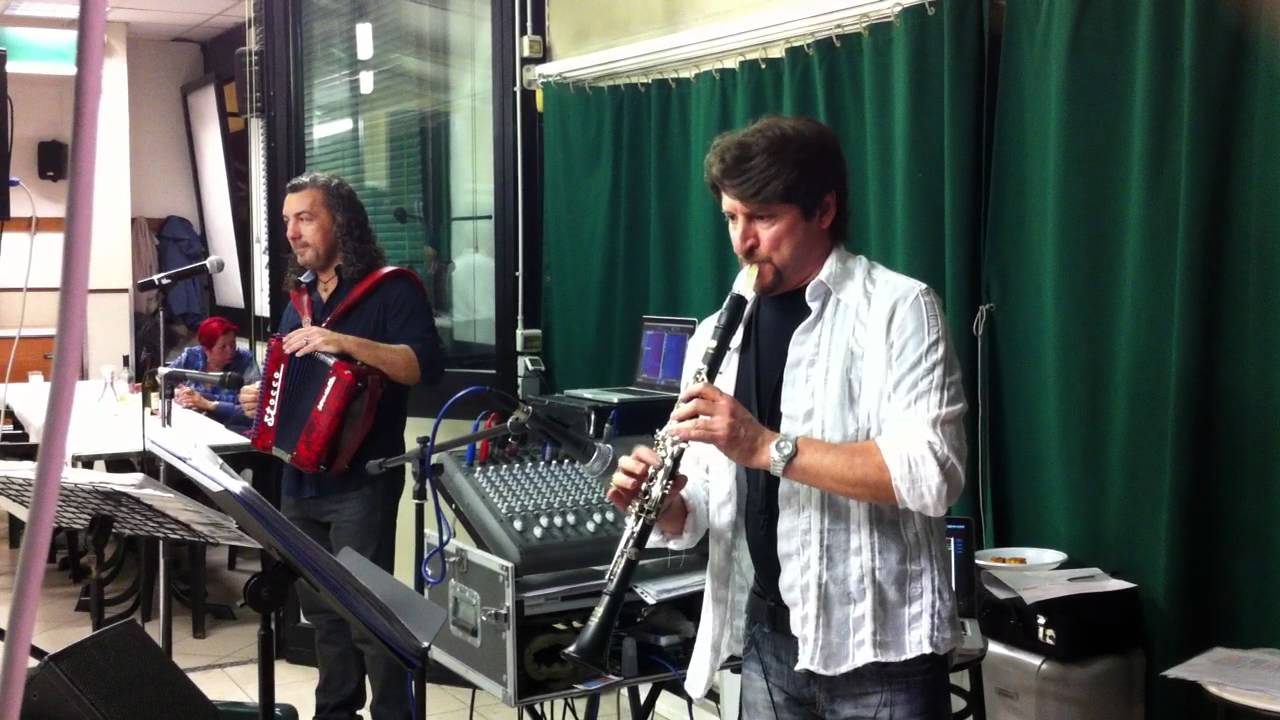 WILLIAM MONTI CON MASSIMO BUDRIESI - ARCI IPPODROMO - YouTube