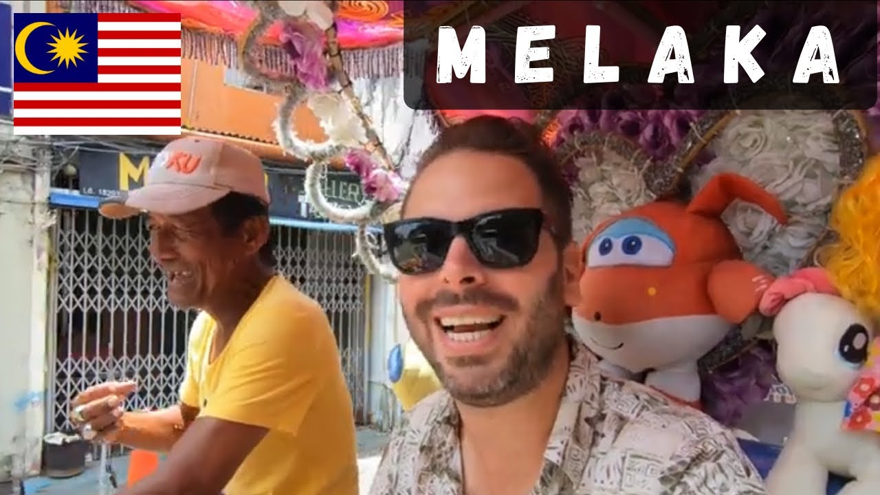 Exploring Melaka by Rickshaw 🇲🇾 ( a unique way to discover this city ...