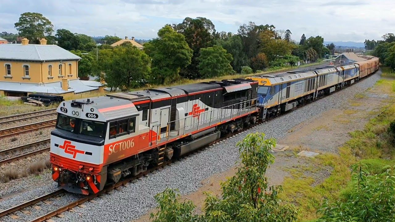 SCT Freight Train. EL Locomotives. Newcastle NSW - YouTube